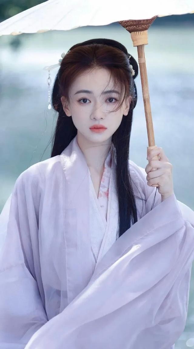 Entertainment gossip: Huang Xiaoming, Victoria Song, Wang Hedi, Wang ...