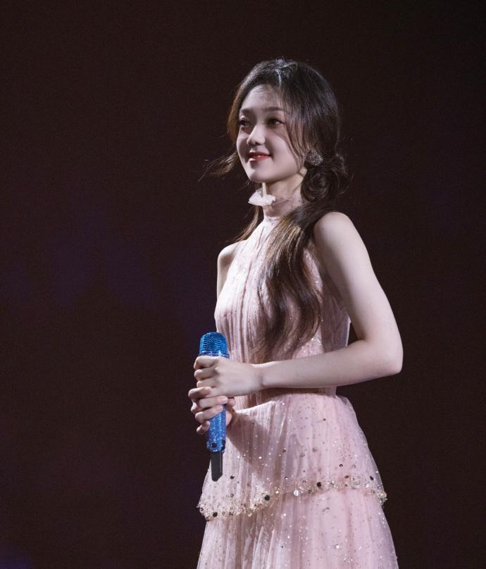 Xilina Yigao: Gentle and sweet, full of youthfulness! - iMedia