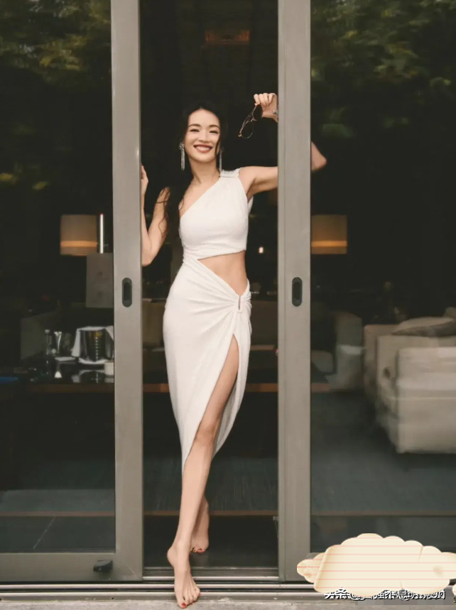 48-year-old Shu Qi's bare feet amazed the whole network! Feng Delun responded sweetly: This is ...