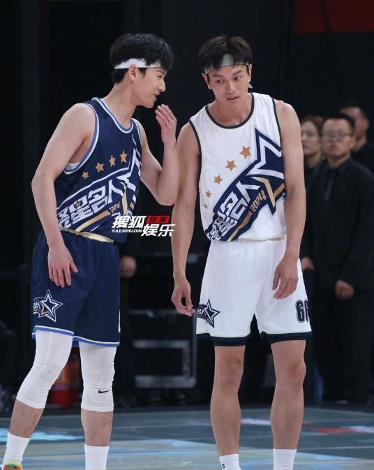 When 27-year-old Yu Shi and 28-year-old Li Junrui stood together, I finally understood what top ...