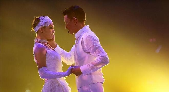 Fang Hui's ultimate destination, guess who she chose in the end? - iMedia