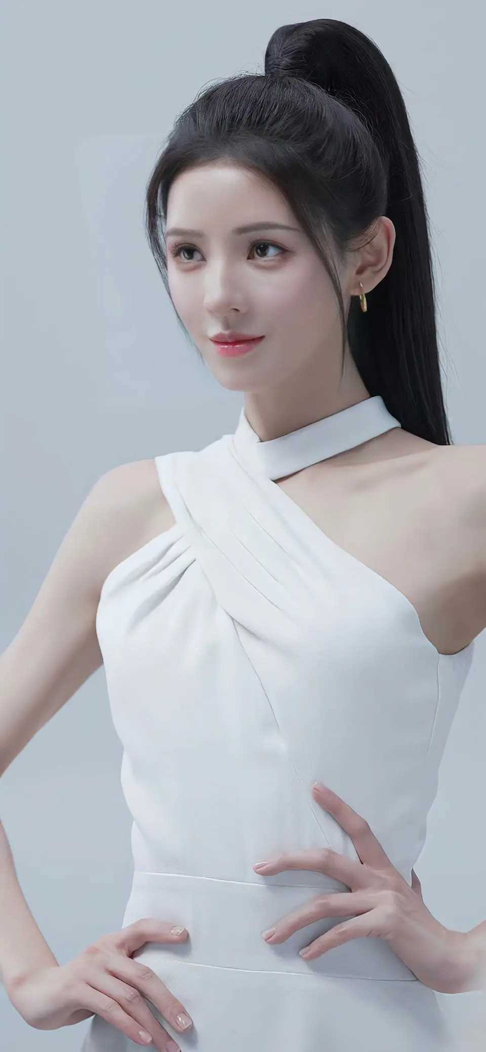 The peerless beauties in Shaw Brothers martial arts films: Liu Xuehua blushes, Yuan Jieying ...