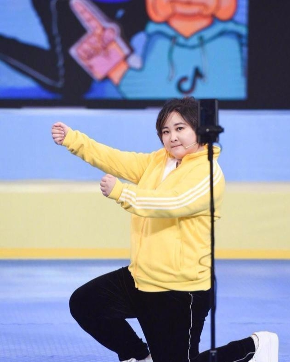 Jia Ling: Lose 100 pounds in one year! Her perseverance shocked the ...