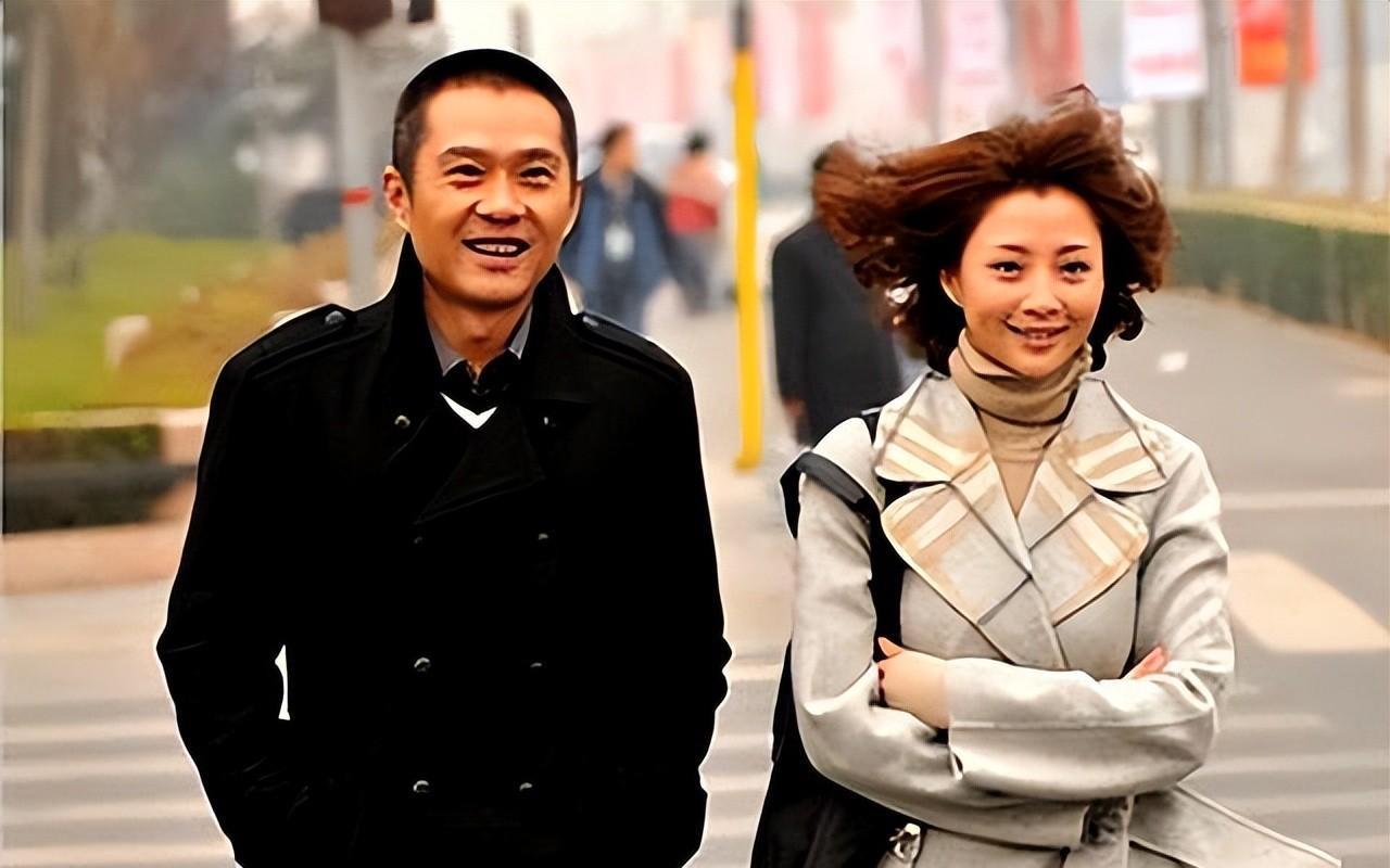 Famous actor Ren Shuai: He marries an ugly girl from Shanghai as his ...