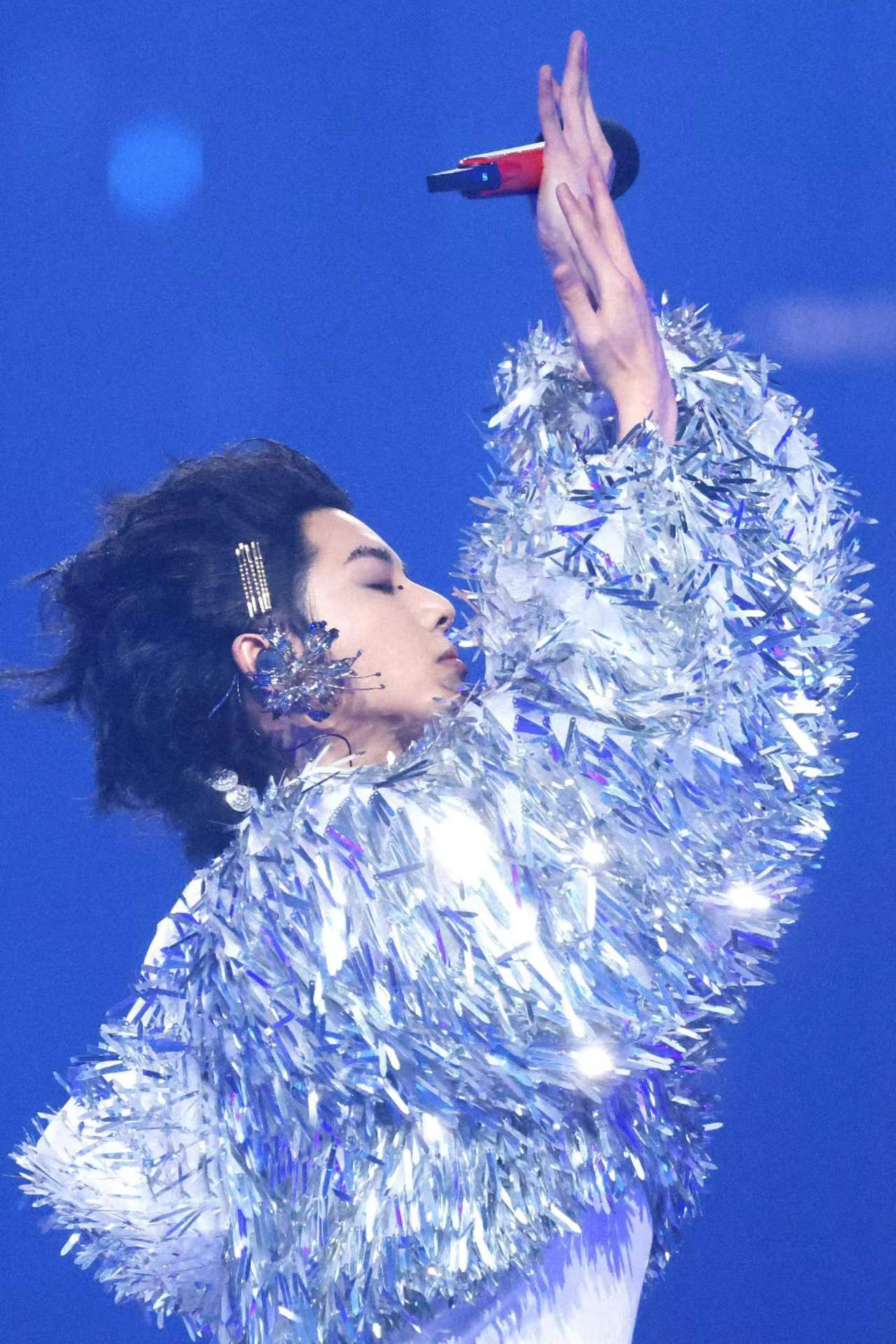 The 2023 Hua Chenyu Mars Concert Bird's Nest Station commemorative album is on the shelves ...