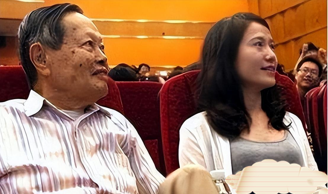 The host asked Yang Zhenning: What will happen to Weng Fan after you ...