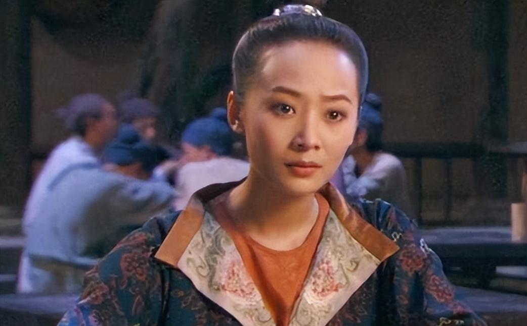 Actor Qu Zhazha married the down-and-out Huang Haibo and worked hard to ...