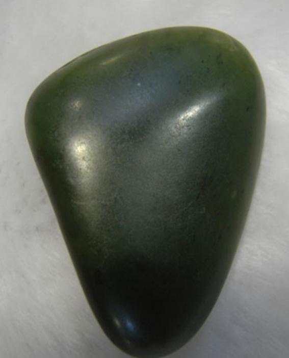 What color of Hetian jade can be named jasper? - iMedia