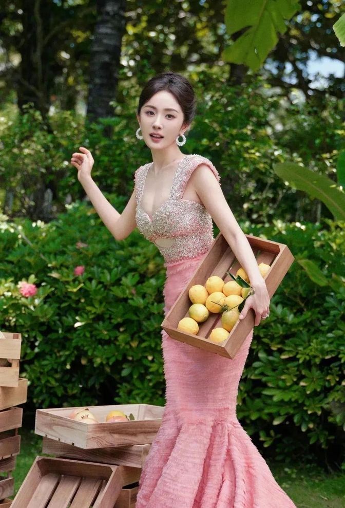 Yang Mi's amazing transformation after 600 million investment: Is there ...