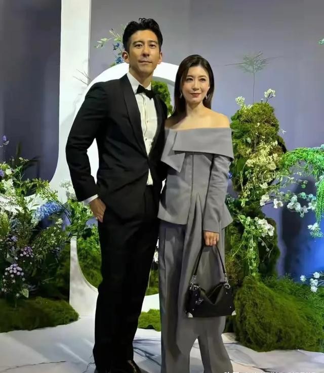 Lin Xilei and her daughter attended Jam Hsiao's wedding. Her daughter ...