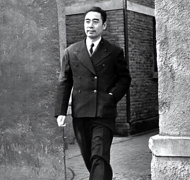 Hemingway's comment on Zhou Enlai: the only truly good man we have ever ...