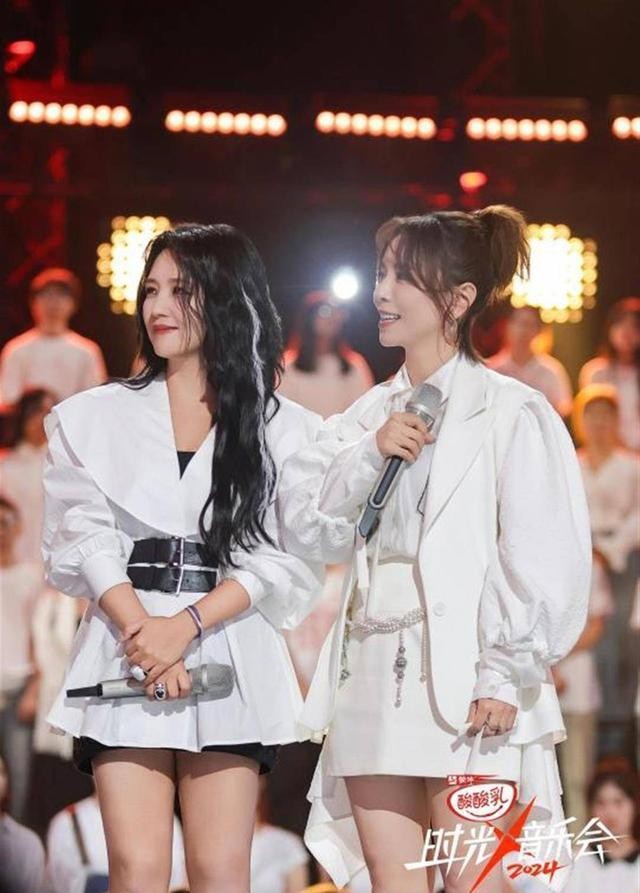 Top "memory killing"! He Jie and Huang Yali sang "Love You", Shang Wenjie and Liu Liyang ...