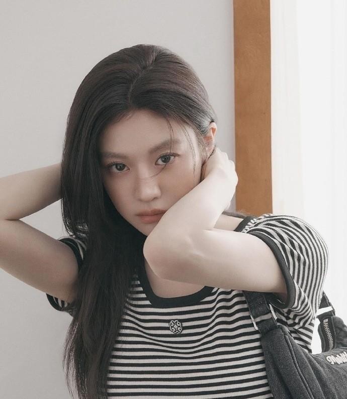 Gao Yunzhen, a rare female star, wears such tight clothes - iMedia