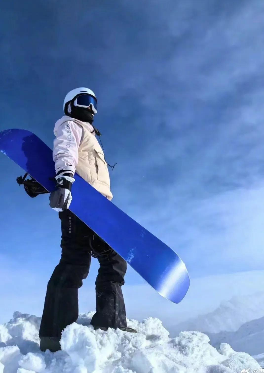 Jia Ling responded to the negative comments, which connoted the entire ...