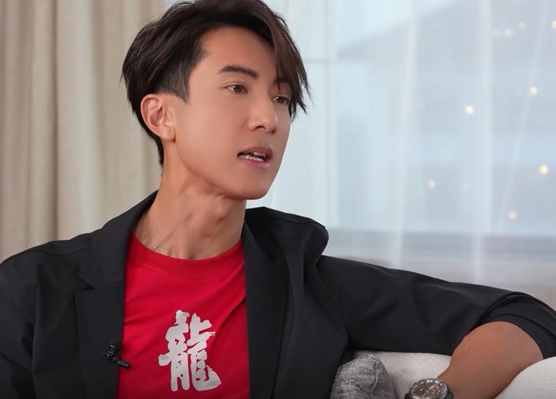 Wu Zun did not hire a nanny in Shanghai, and stayed at home full time ...