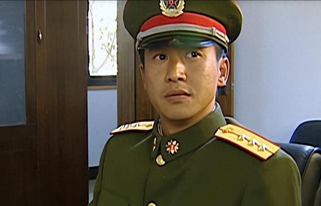 Gao Cheng is a major and the son of a military commander, while Yuan ...