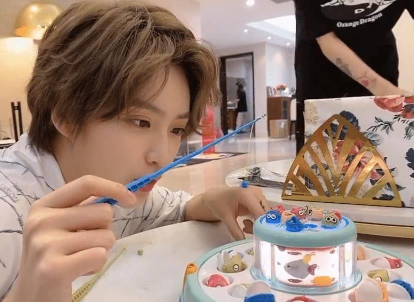 After "Youth With You2" ended, Lin Fannaiwan reunited, and the "fishing ...