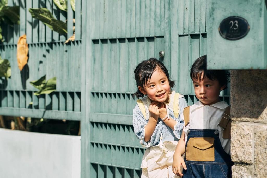 Yang Yi's children took their first childhood photo! They are innocent ...