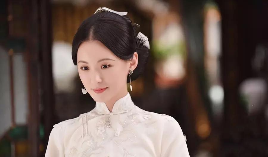 Qi Ye Xue Mao Lin Lin appeared, interpreting the natural charm, and the ...