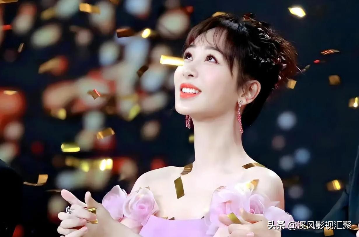 The new lineup was officially announced on Weibo night, Yang Mi, Tang ...