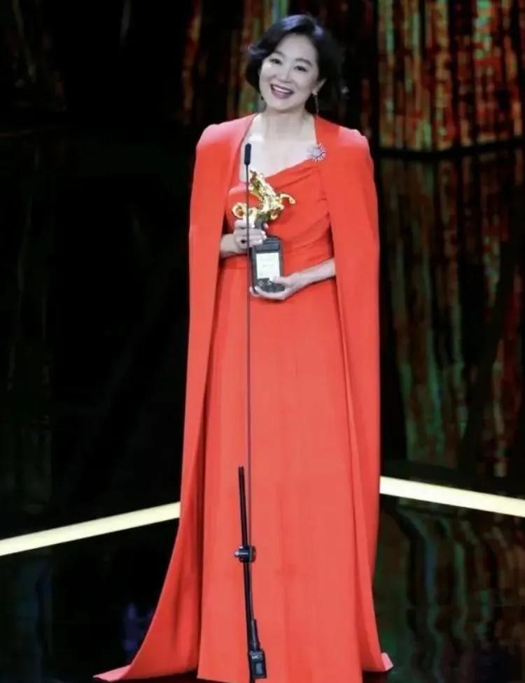 Brigitte Lin: Living out the unique charm of each stage, stunning at 70 ...