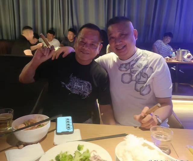 Broken Tooth Koi's 69th birthday was too extravagant! He collected ...