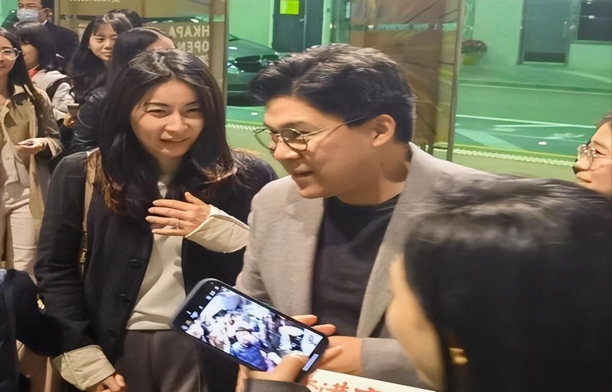 Guo Jingjing and Huo Qigang took their eldest son to play a drama for ...