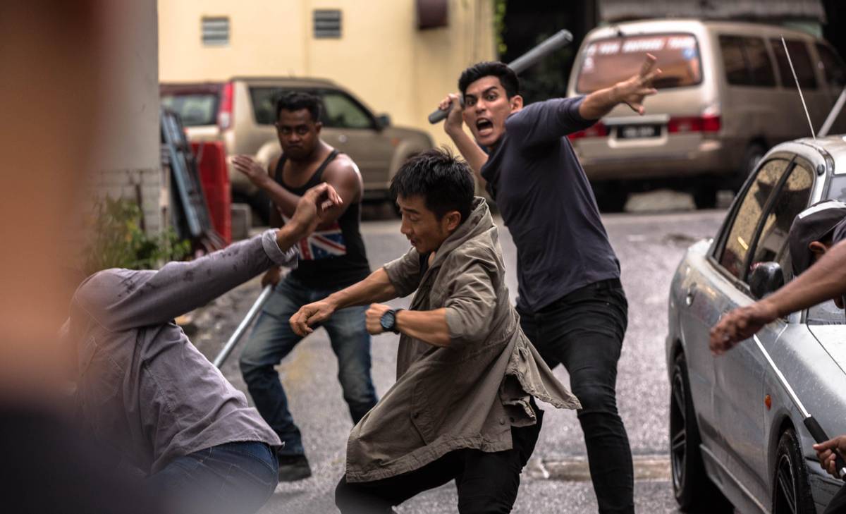 Special Raid: Counterattack: Special Forces Soldiers Go Undercover in ...