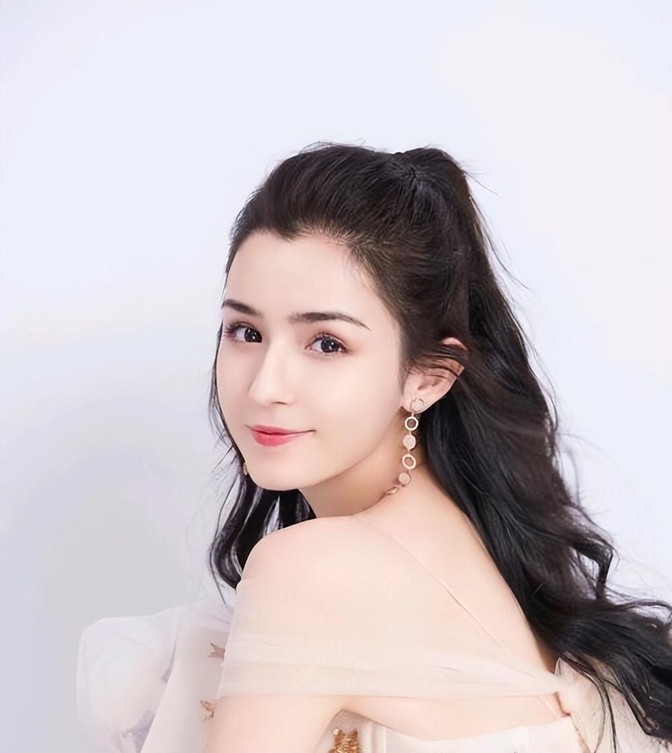 Hani Kezi from "Jade Girl" to "Candle Gate"_ What did she go through to ...