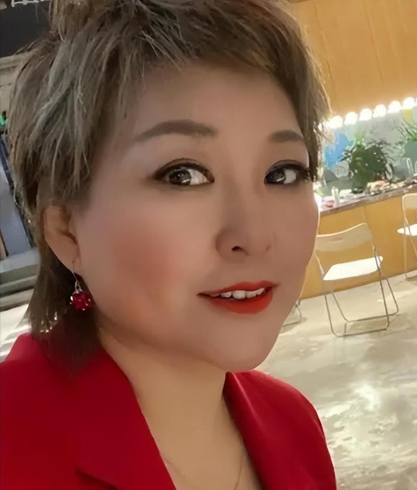 Jia Ling successfully lost weight, Sha Yi became as thin as Bai ...