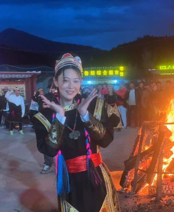 Zhang Xinyu had a blast during the Mid-Autumn Festival in Tibet ...