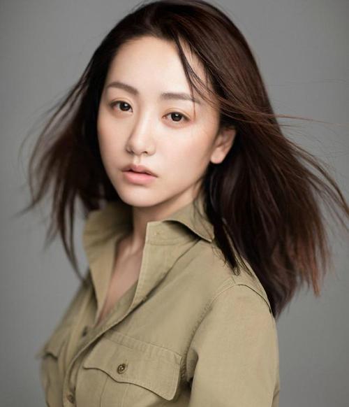 Actor Tang Jiali: Worked as a mannequin, divorced her husband, was ...