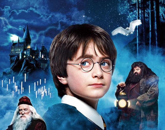 30% of cinemas screened "Harry Potter and the Sorcerer's Stone", with ...