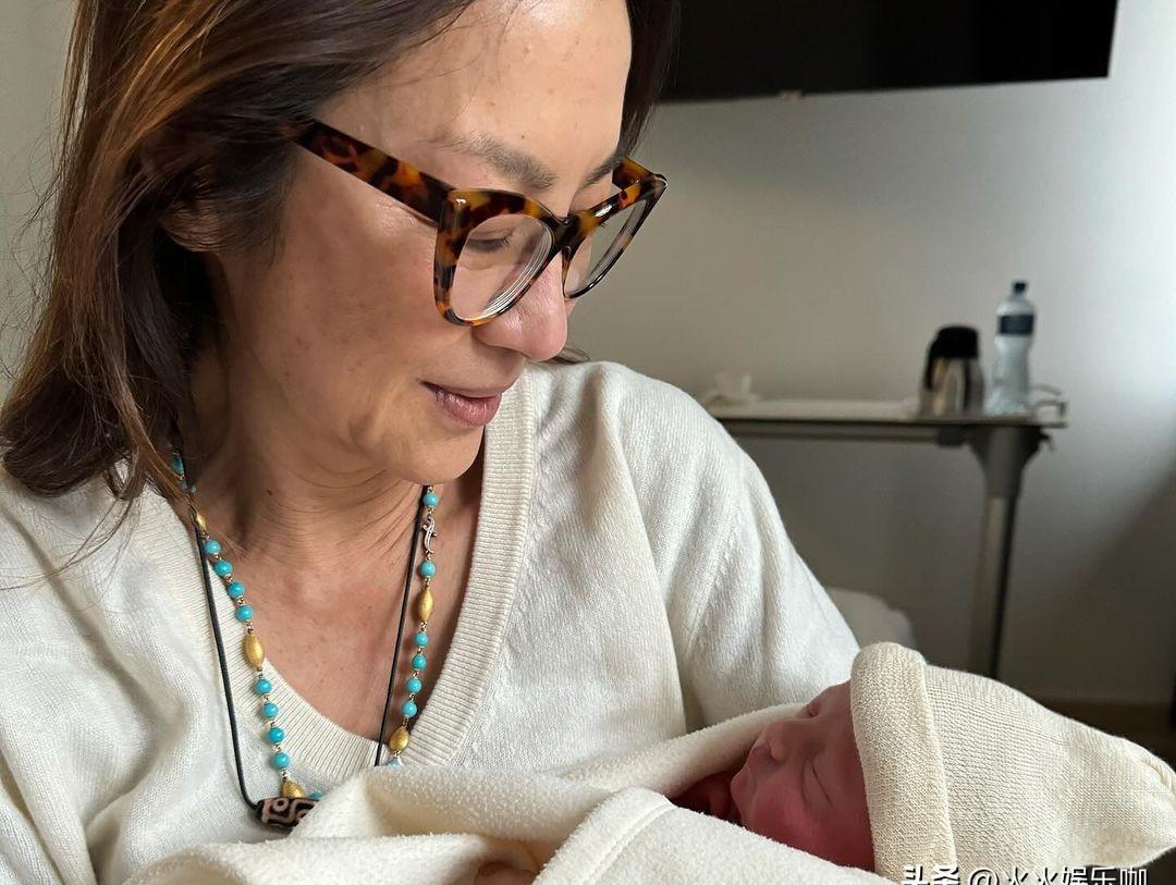 Michelle Yeoh posted her first family portrait of three generations ...