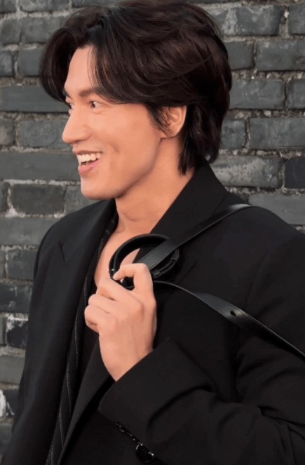 Yan Chengxu's Suzhou show was stunning! The 47-year-old is full of ...