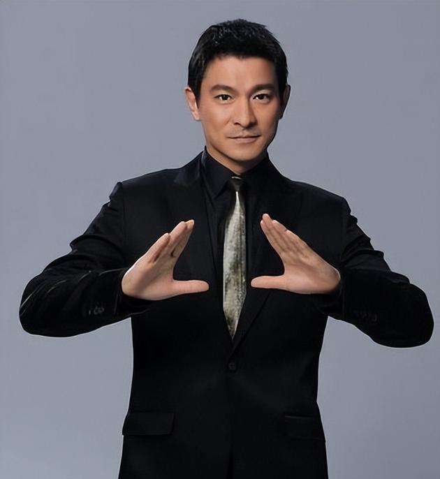 16 years ago, Yang Lijuan forced her father to jump into the sea to ...