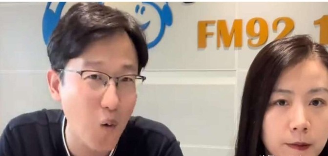 No one cared about his street performance, but his short video became a hit. The road to success ...