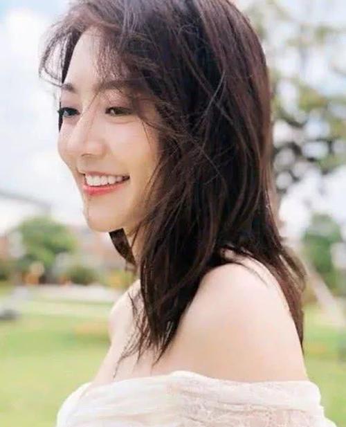 Zhou Huimin was devastated after Ni Kuang passed away. She had ...