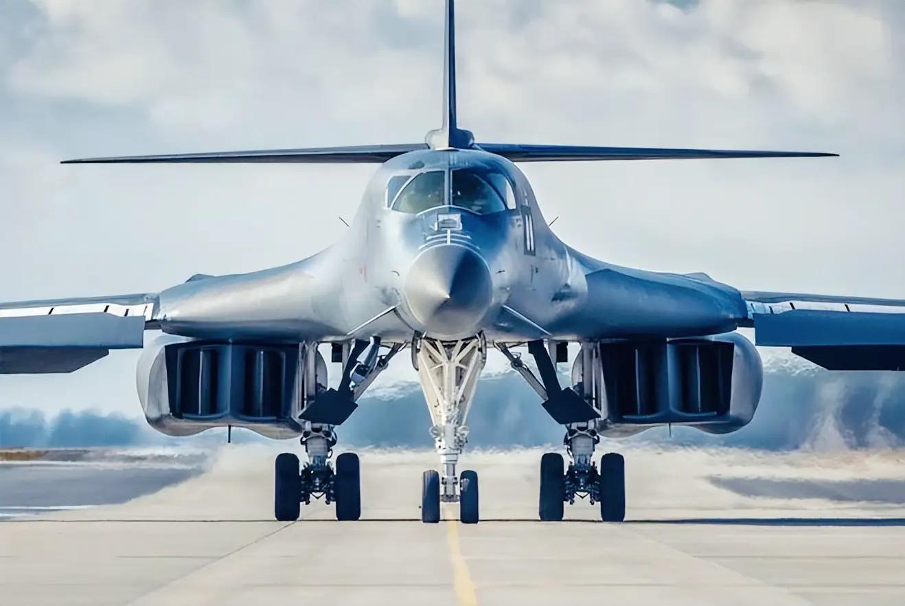 Among the top three most advanced bombers in the world, the Russian Tu ...