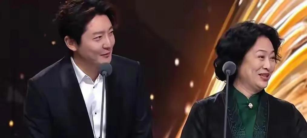 Xu Di: The legendary life of a "double king" in career and family - iMedia