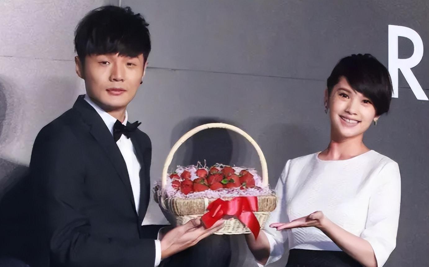 Rainie Yang was kicked out of her New Year's Eve concert, and Li ...