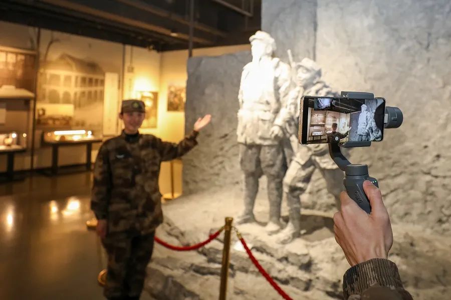 An Air Defense Brigade of the 71st Group Army: In memory of Premier ...