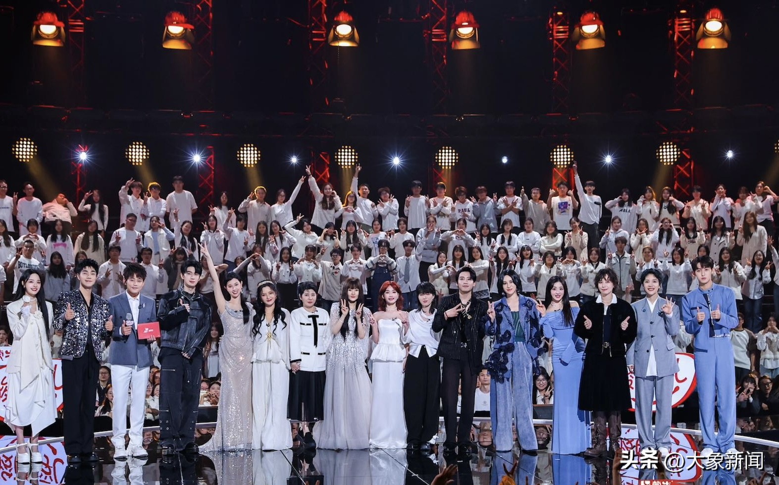 Jin Haixin and He Jie sing on the same stage! Treasure singers meet at ...