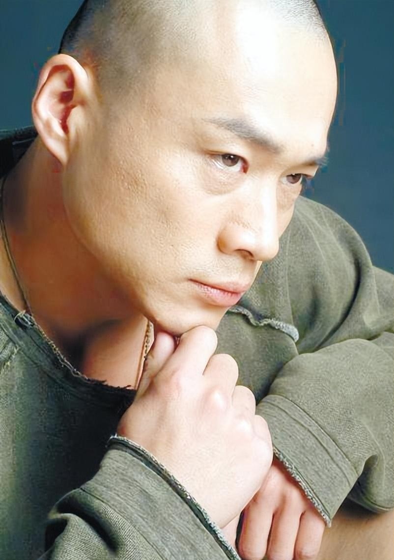 Rejecting Wang Siyi twice, and never abandoning his wife who has cancer ...