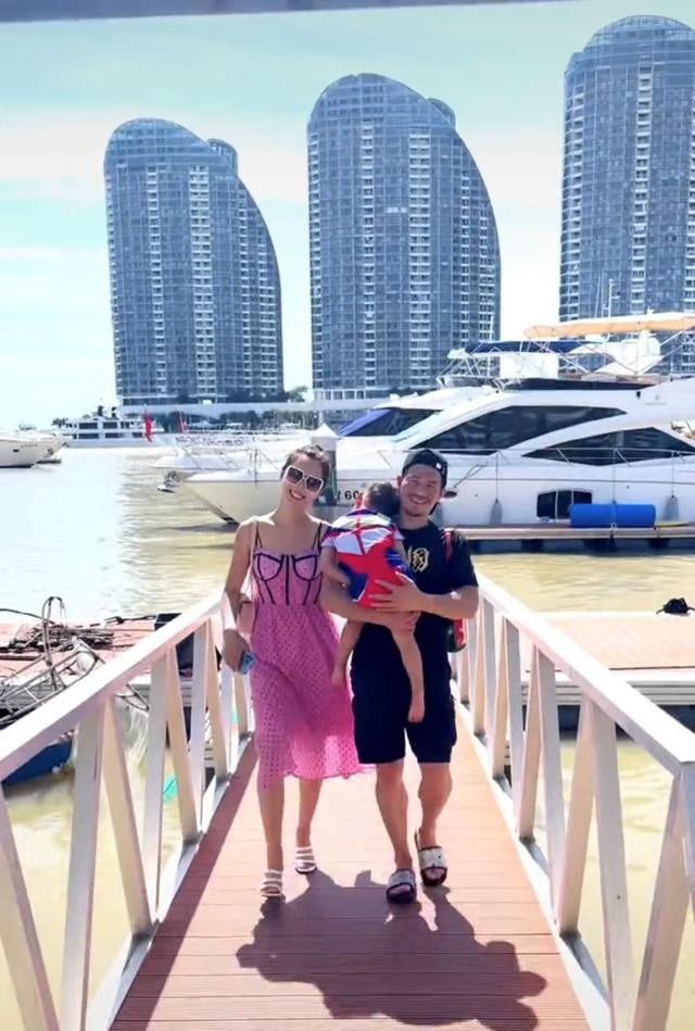 31-year-old Gazi and 28-year-old Yingzi reunited. One is strong and ...