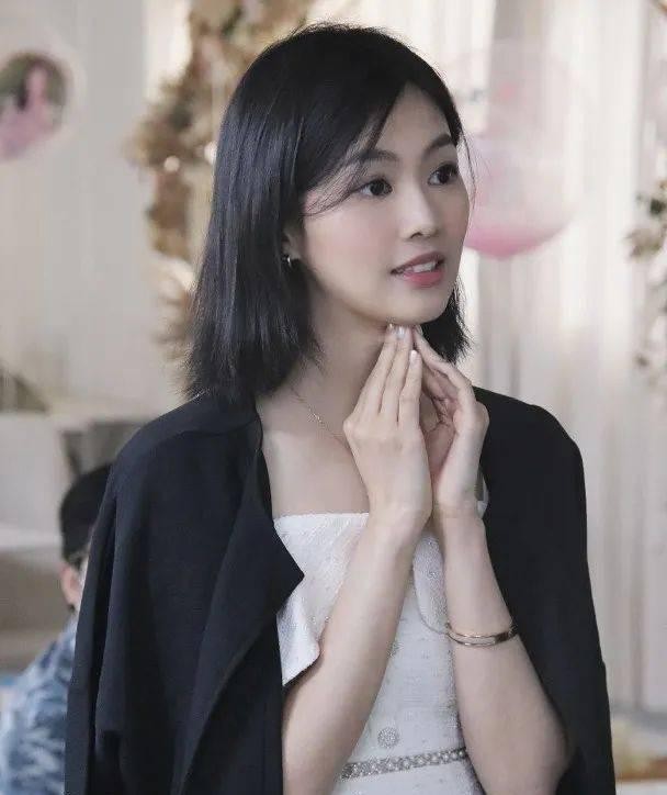 Guo Baiyan received a birthday party from fans to express her gratitude ...