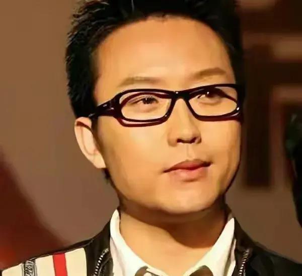 The Sound of Tragedy: The Mystery of Li Yugang's Jumping into the River ...