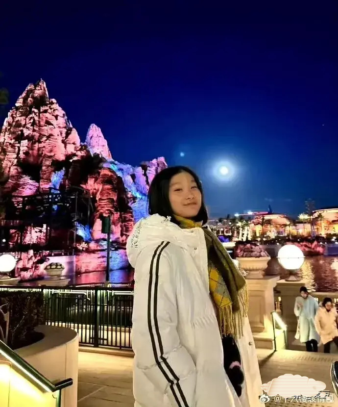 Wen Zhang and Ma Yili's daughter Wen Junzhu is 16 years old and looks ...