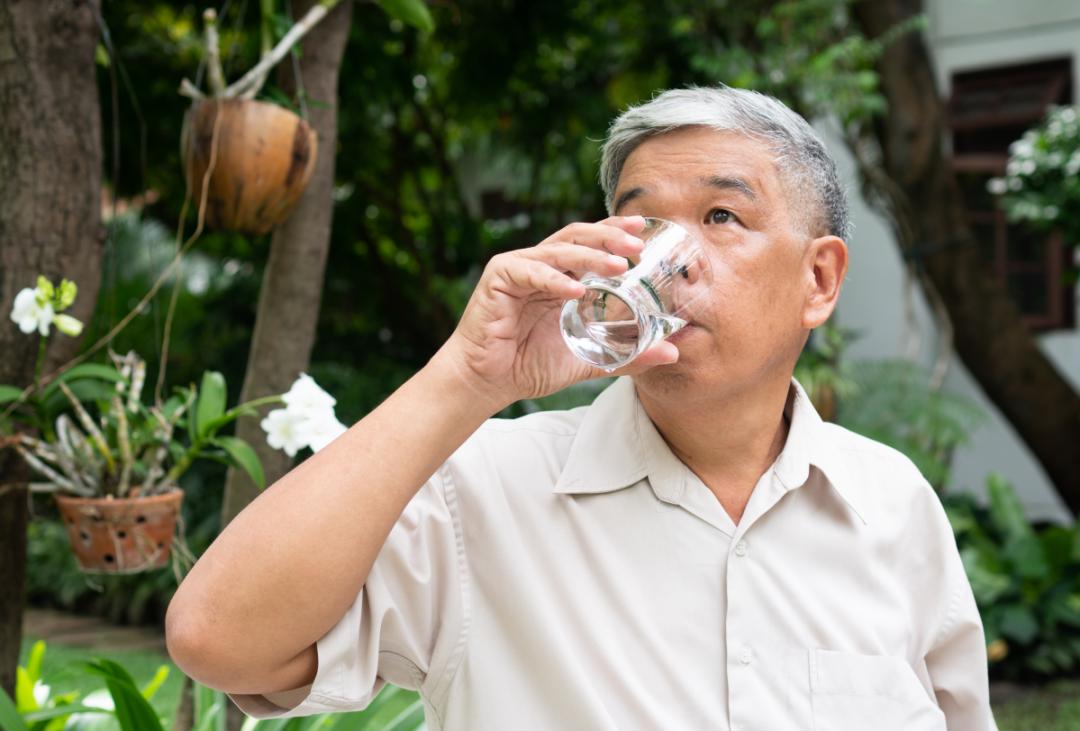 Should you drink less water when you get older? Don't be fooled. Lack ...