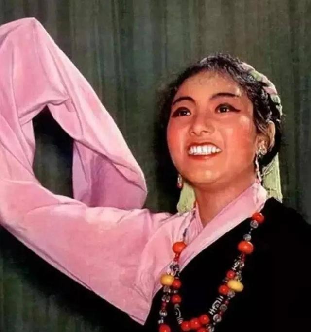 Stop digging! Han Hong was reported by her real name for embezzling ...